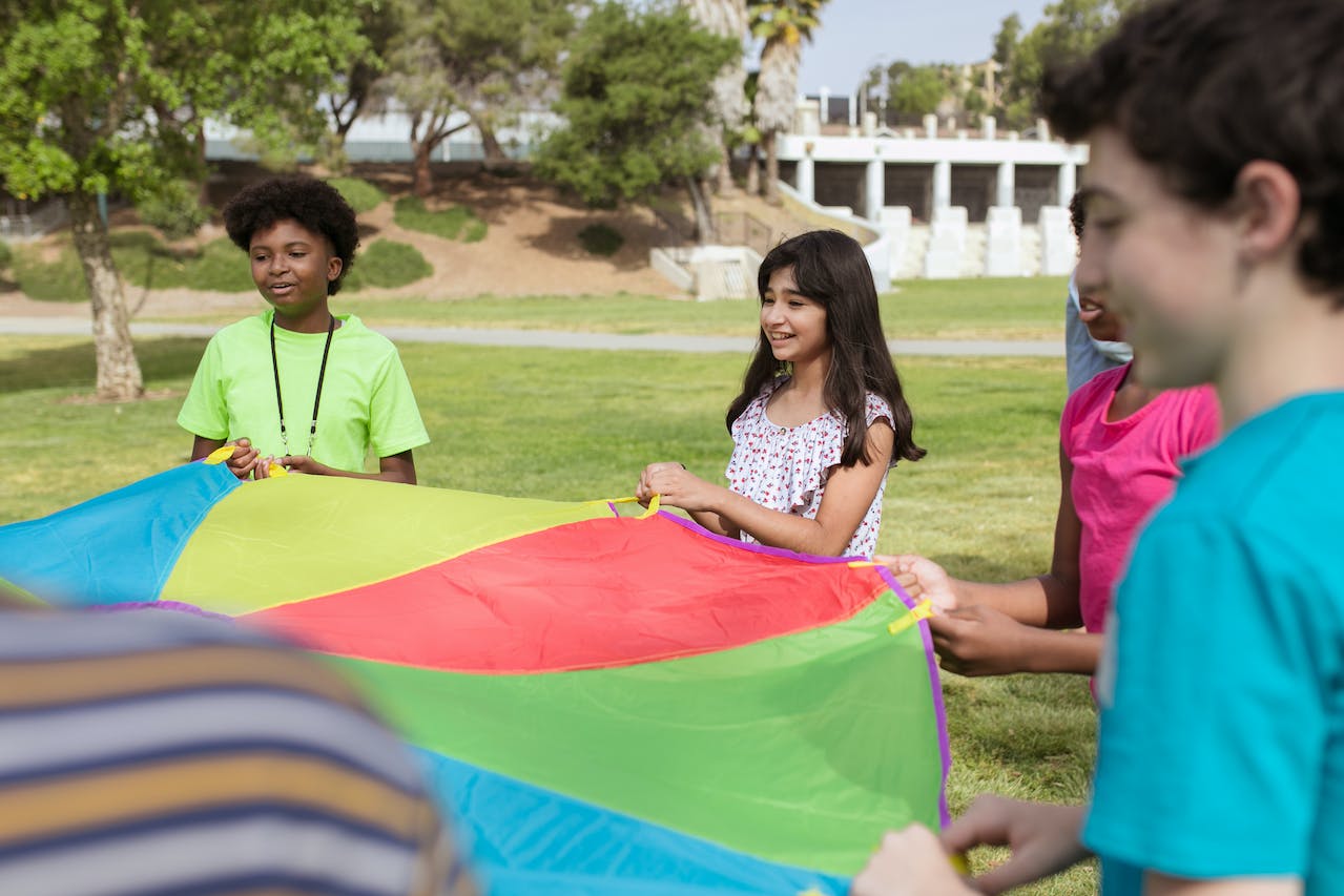 Parachute Games for PE - Castle Sports