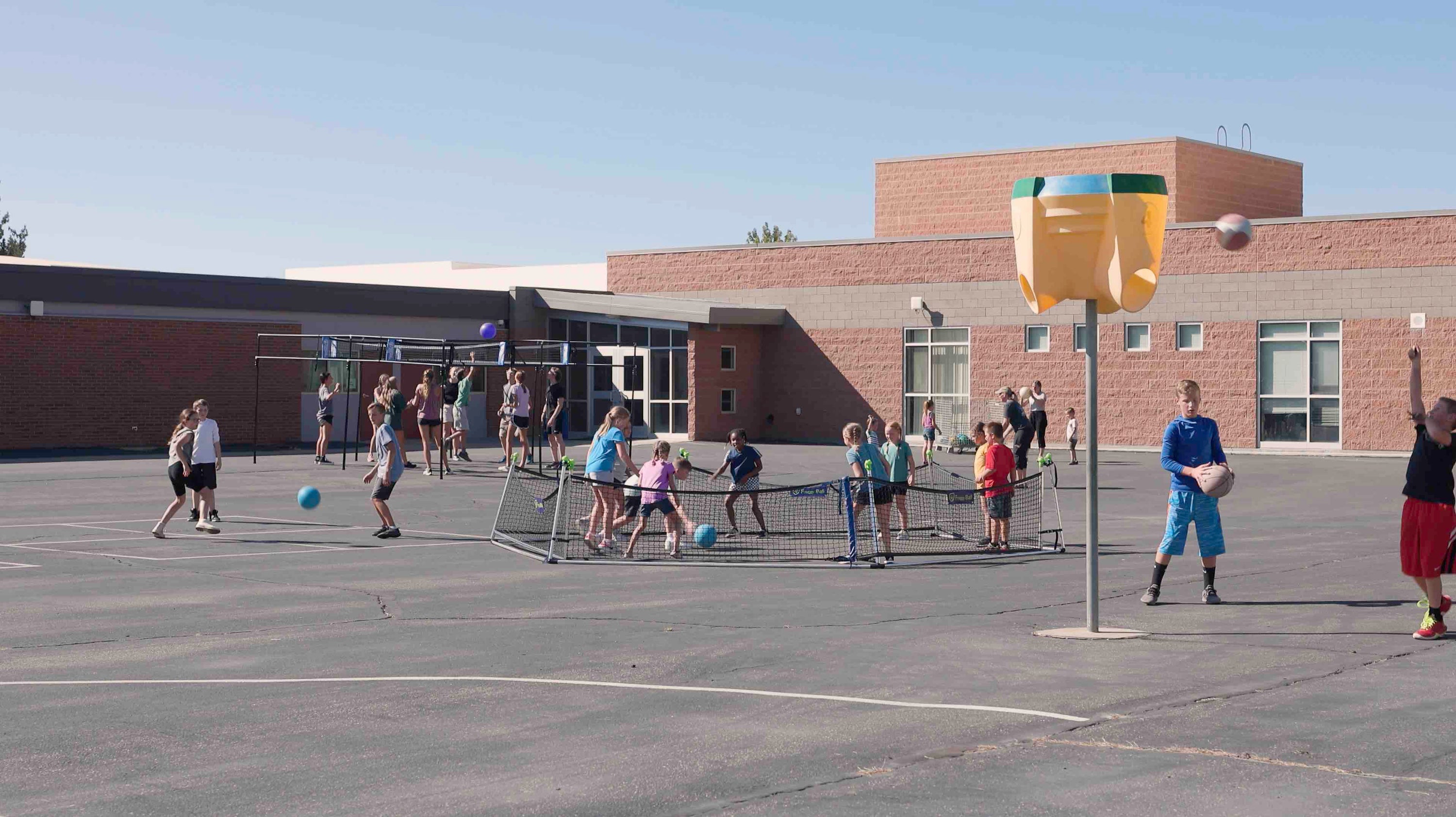 The Best Large Group Icebreakers – Castle Sports